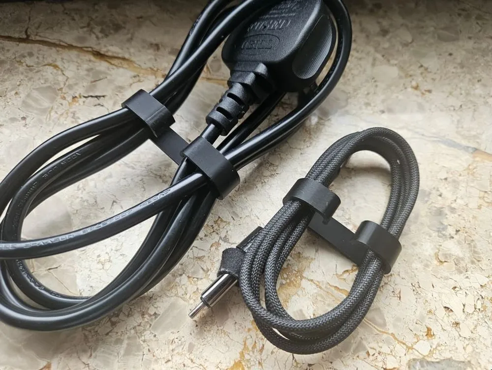 Cable Clip Organizer - Big & Small by Iron Mike MakerWorld: Download ...