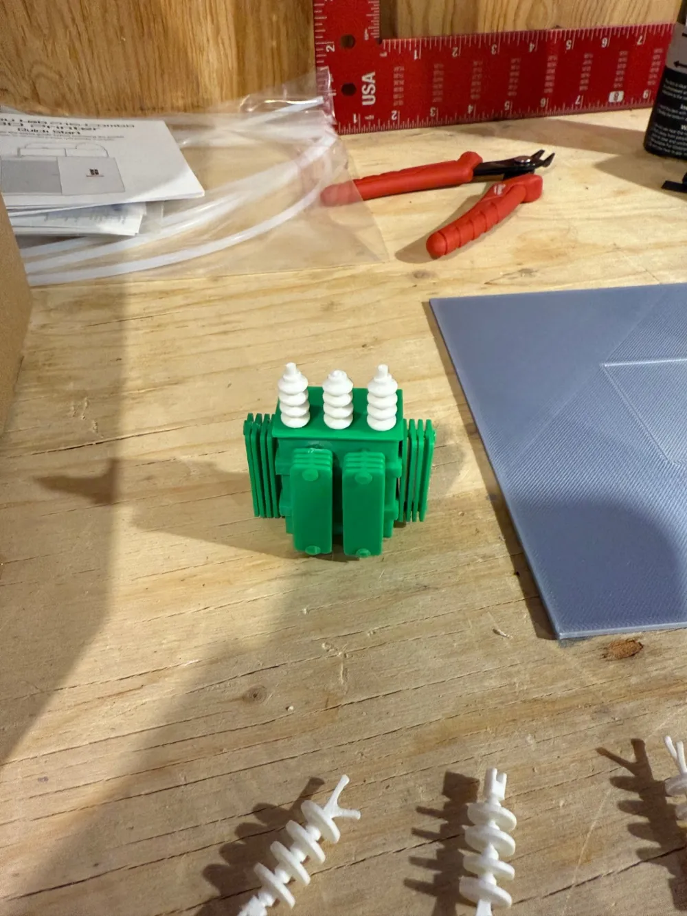 Electric transformer pole Remixed by maxlap - MakerWorld