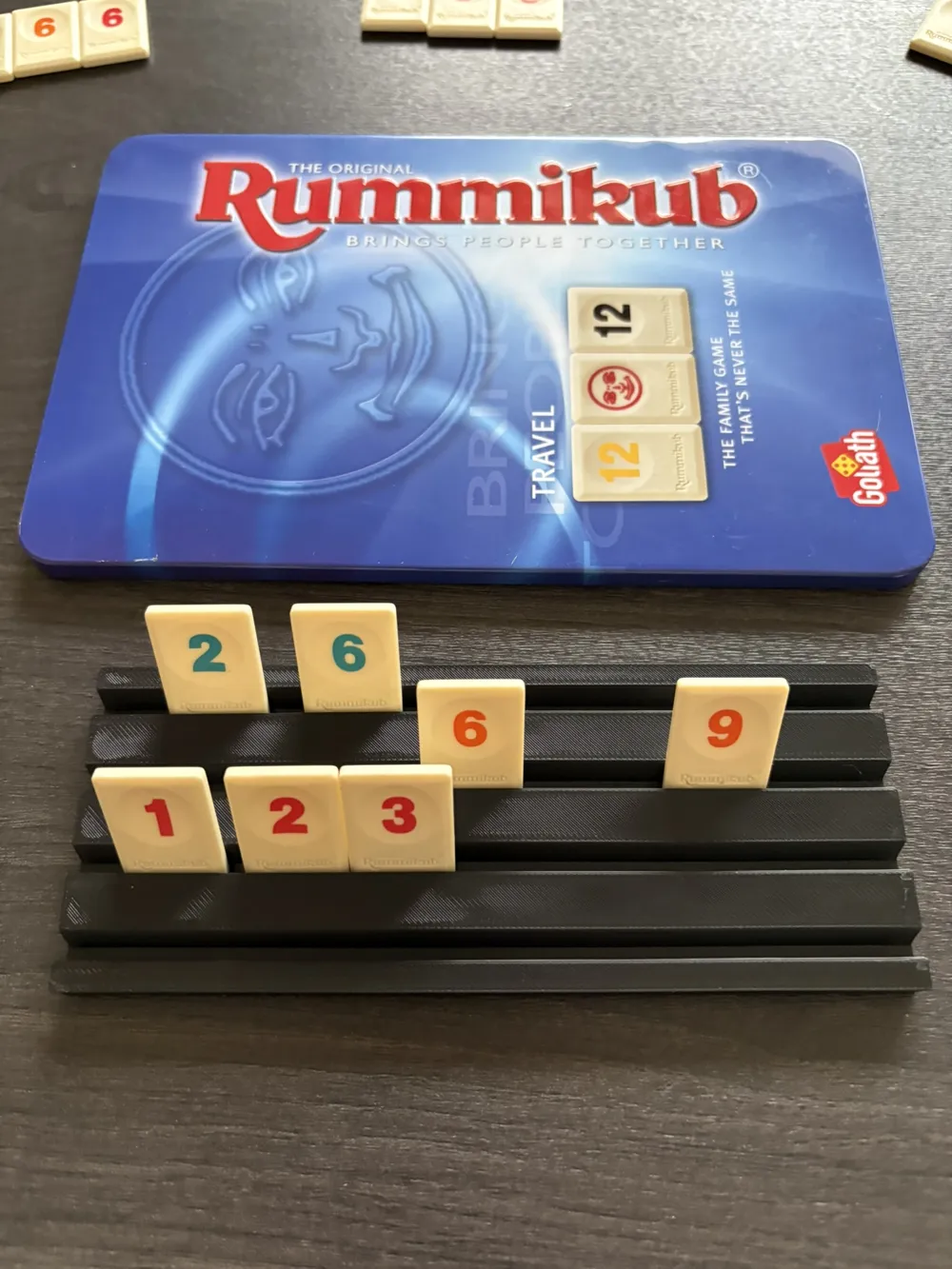 Rummikub tile stand - Travel edition - Free 3D Print Model - MakerWorld