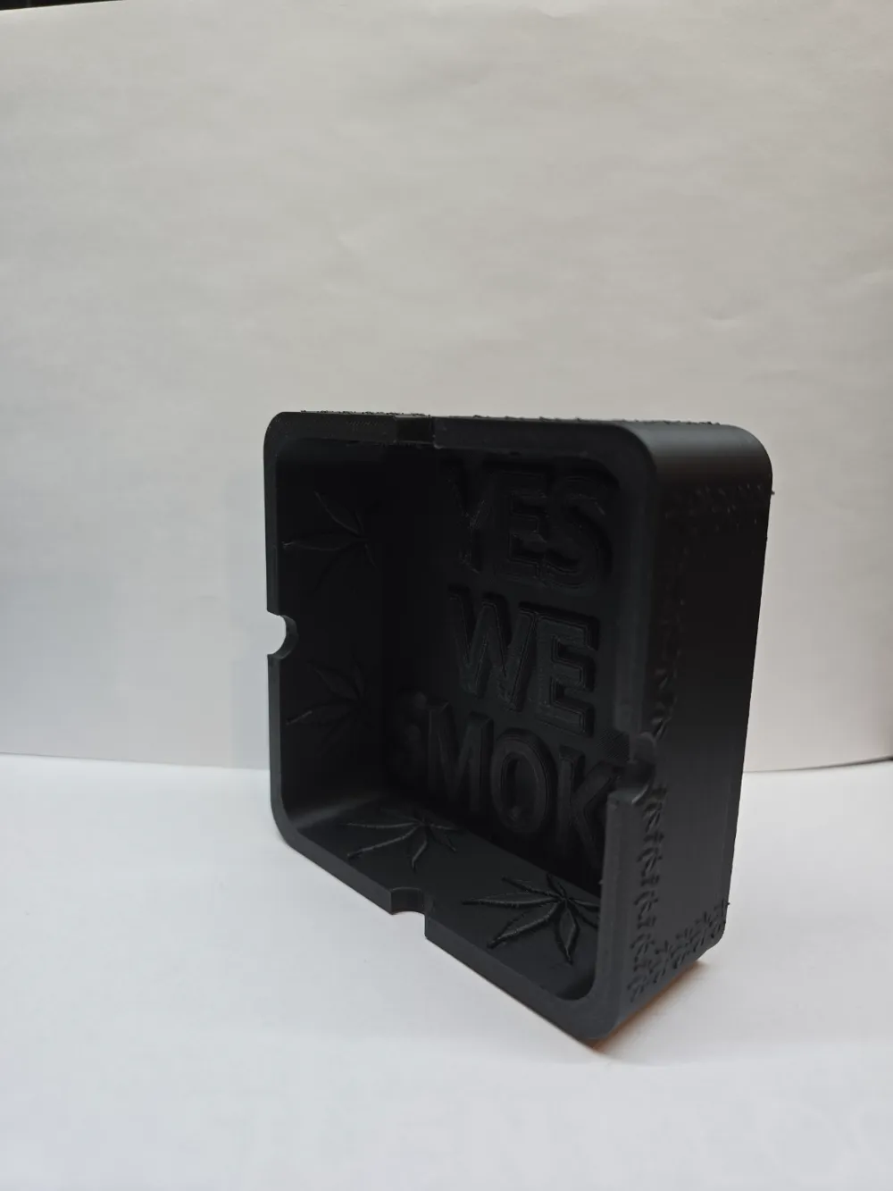 Yes We Smoke! cool looking Ashtray - Free 3D Print Model - MakerWorld