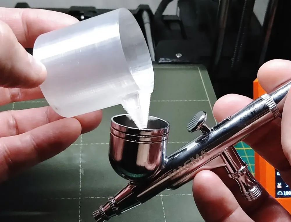 Airbrush paint mixing container by Misakov - MakerWorld