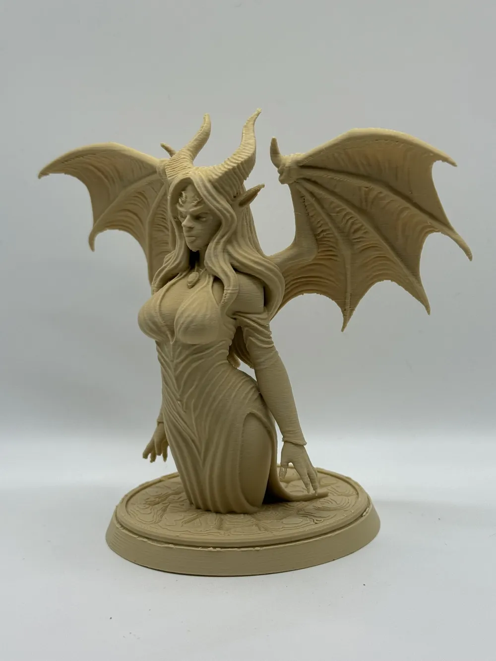 Sexy Succubus Bust Figure by Mysstra hueforge 3Dart MakerWorld ...