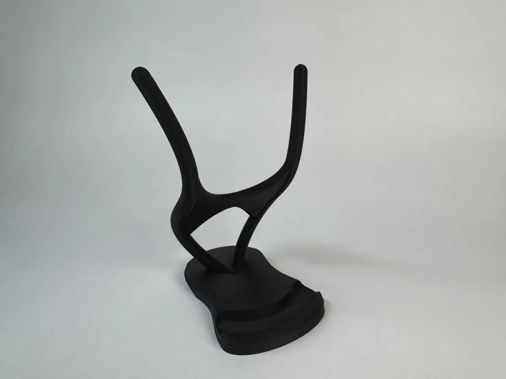Cosplay Mask Stand - Loki's Mask - Free 3D Print Model - MakerWorld