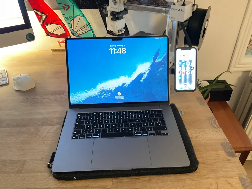 quadlock laptop mount by Carl Emil - MakerWorld