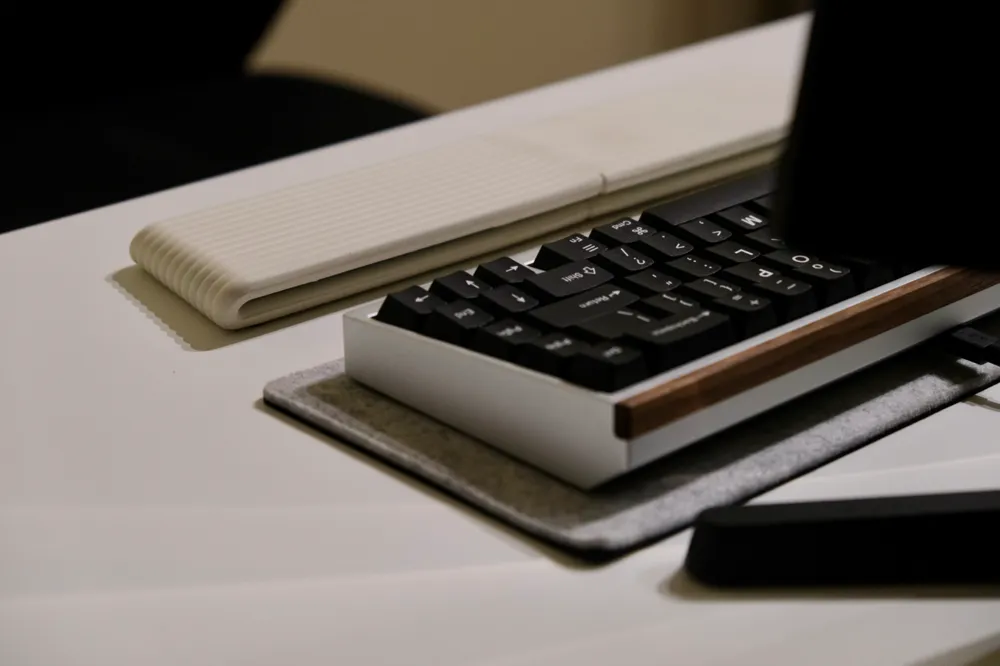 Cloud keyboard wrist rest by Whiplash! MakerWorld: Download Free 3D Models