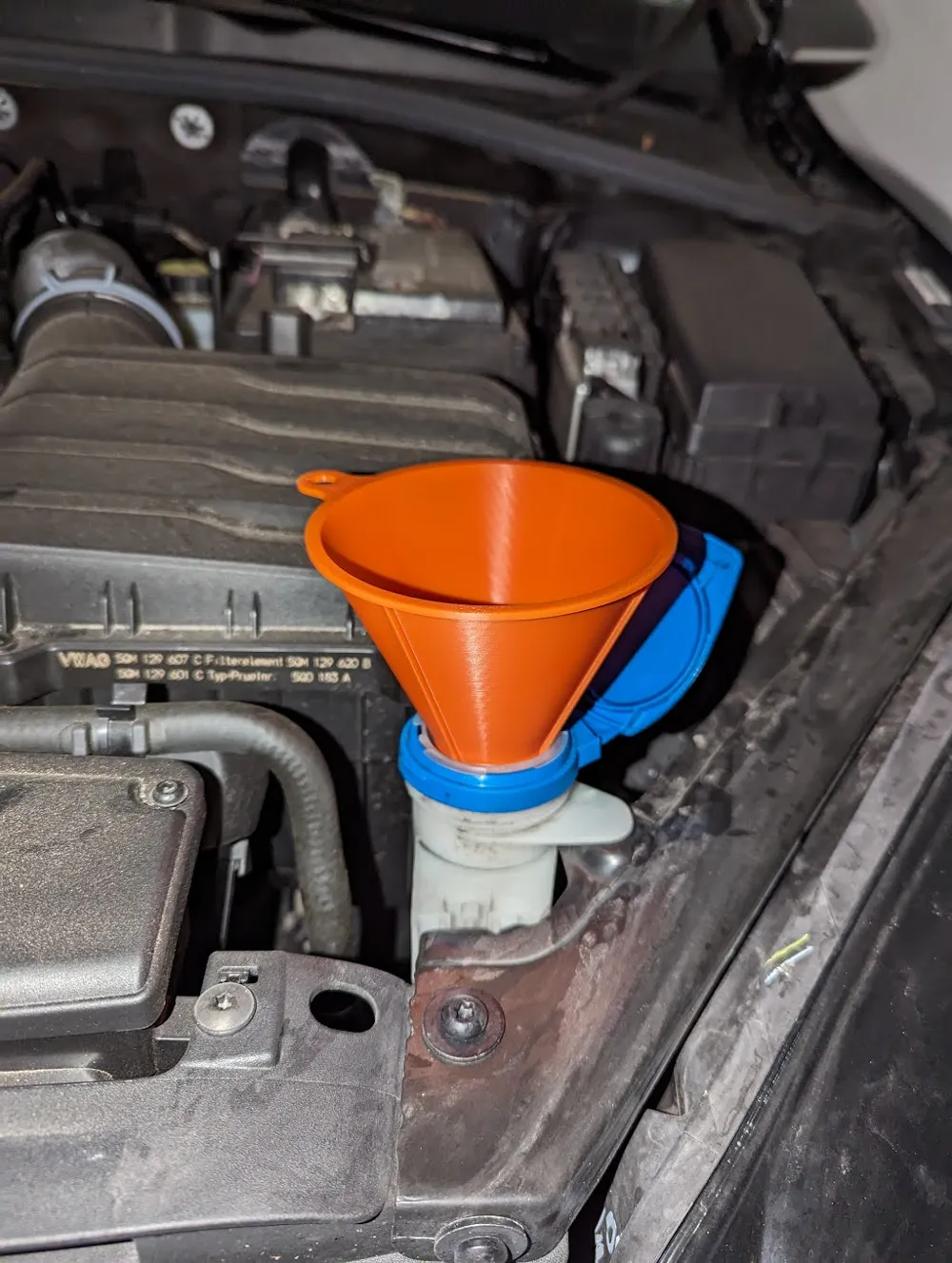 Volkswagen Washer Fluid Funnel by Jaxel - MakerWorld