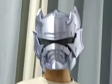 Snow Leopard Armor Helmet, Print-in-Place by 汤圆and元宵 - MakerWorld