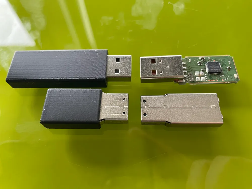 universal themed USB thumbdrives by Manuarmata - MakerWorld