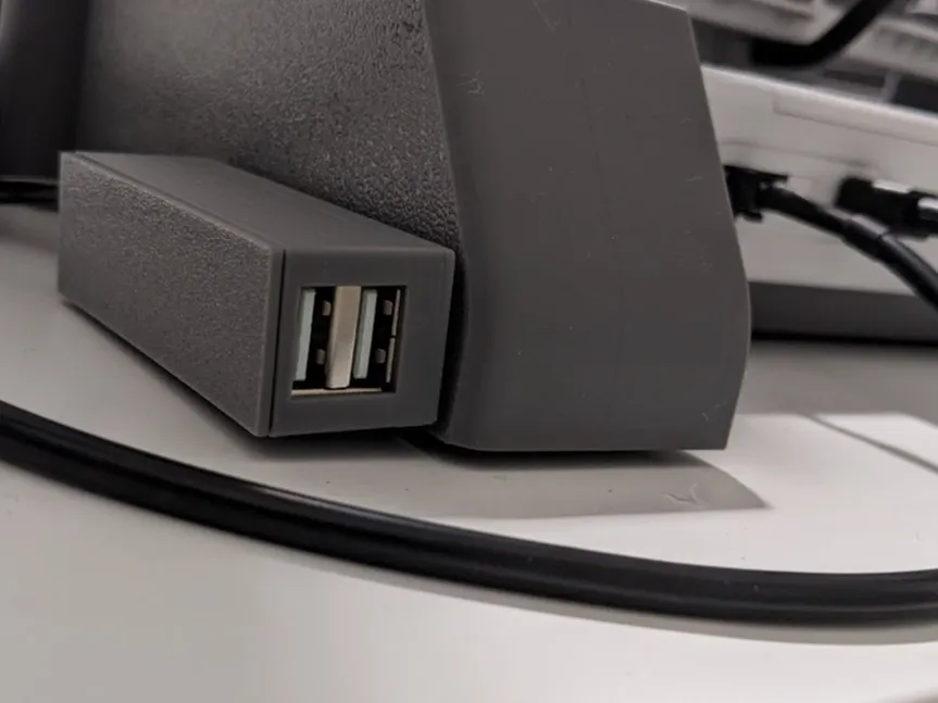 A1 and A1 Mini AMS Port Powered 2 Port USB by GeekyDad MakerWorld ...