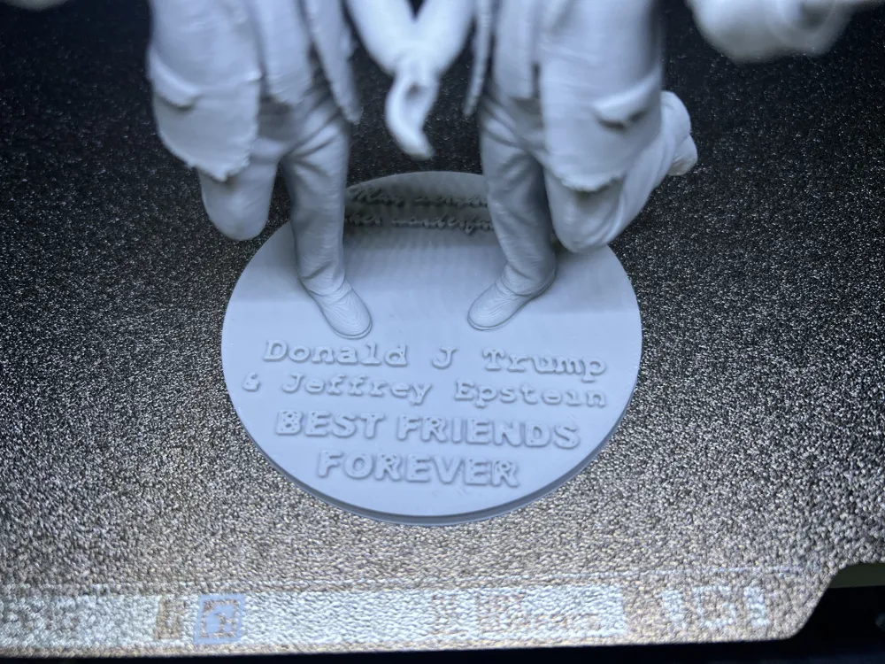 Donald and Jeffrey - Best Friends Forever Statue - Free 3D Print Model ...