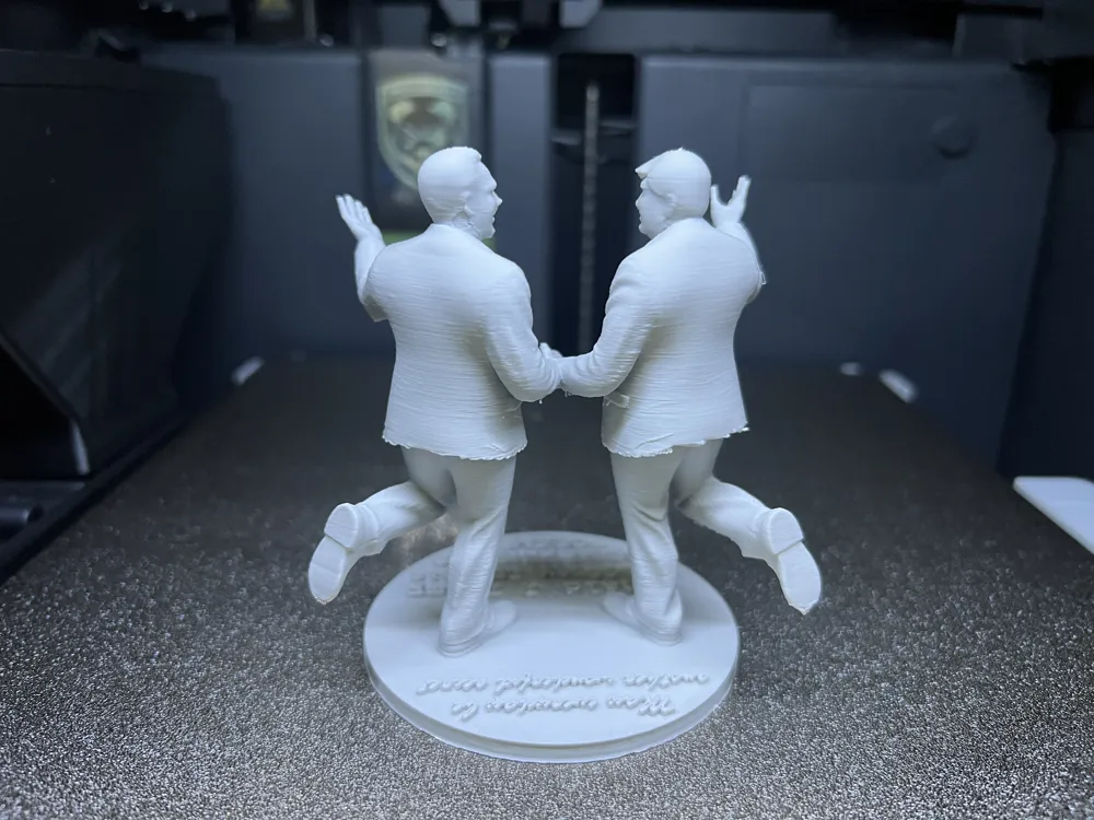 Donald and Jeffrey - Best Friends Forever Statue - Free 3D Print Model ...