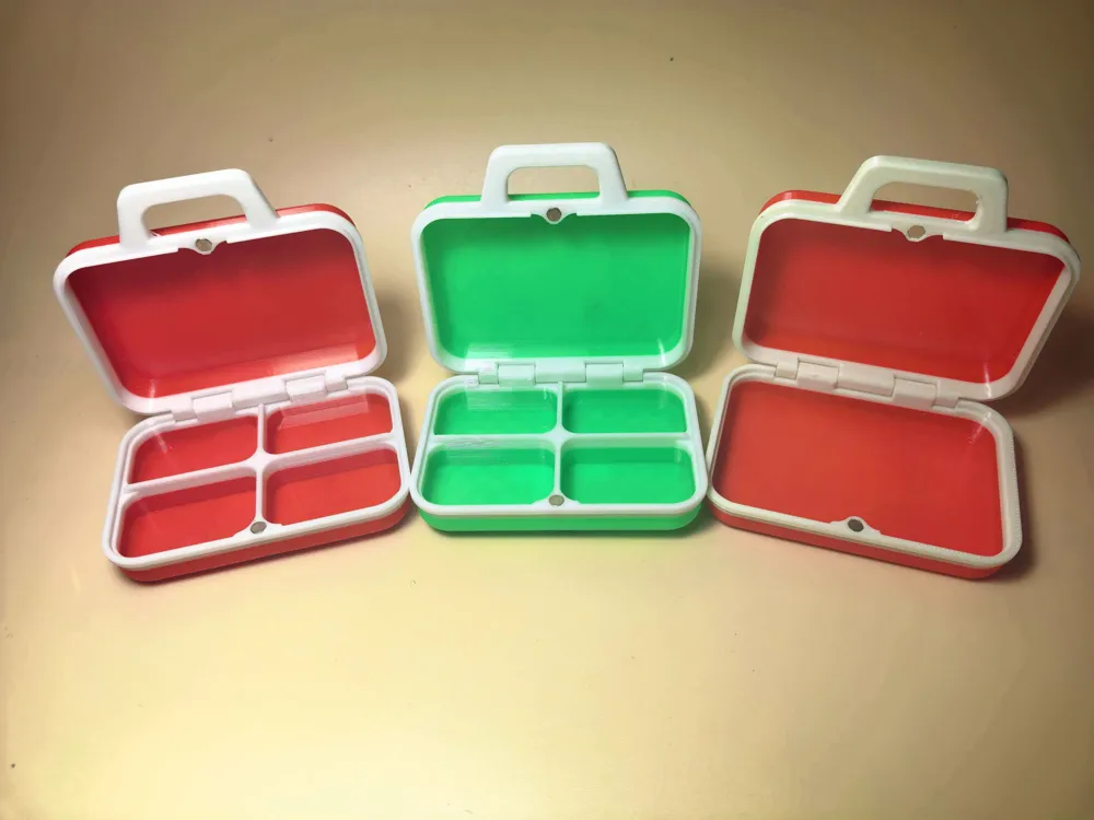 Escape from Tarkov First Aid Kit exquisite mini pill box Print in Place ...