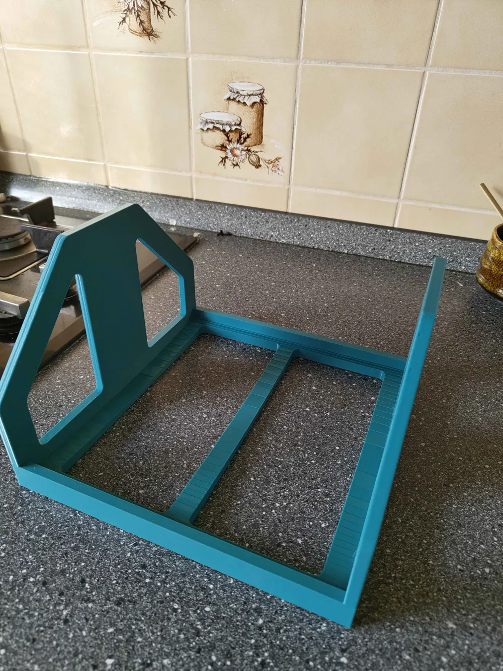 Lid Holder / Kitchen Shelf Divider (BIG) - Free 3D Print Model - MakerWorld