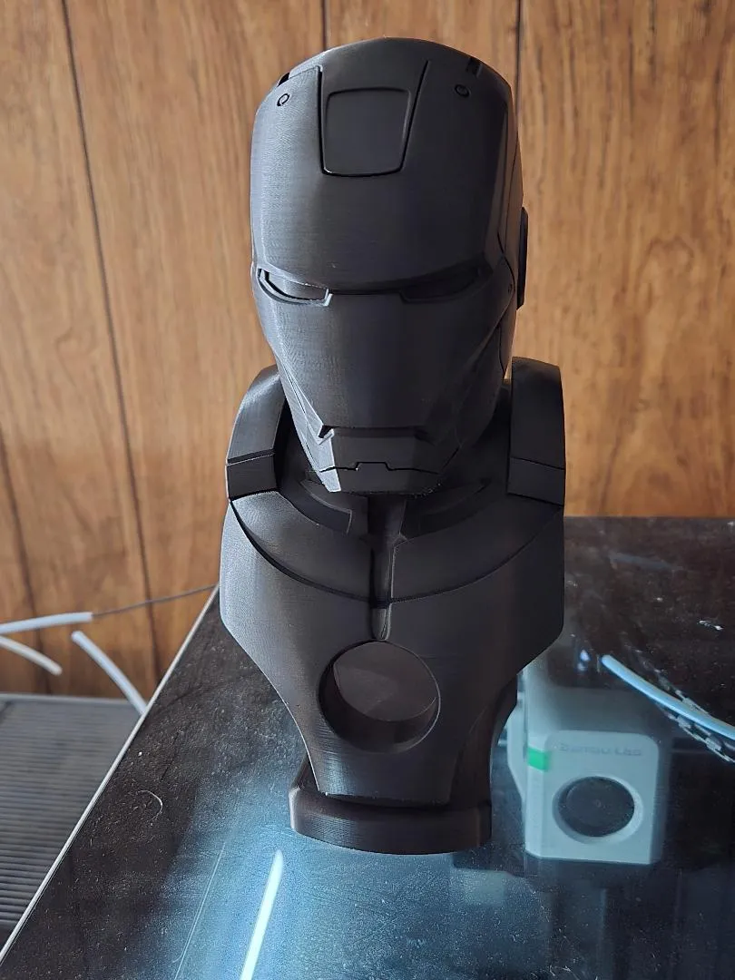 IRON MAN BUST WITH IMPROVED BASE - Free 3D Print Model - MakerWorld