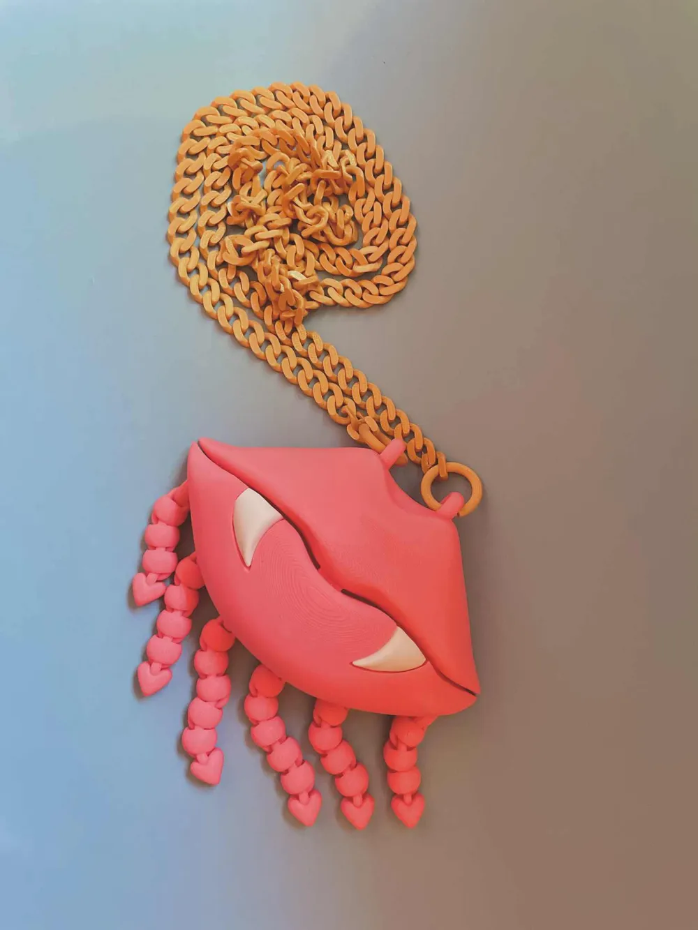Lip Fang Purse (Fully Functional) - Free 3D Print Model - MakerWorld