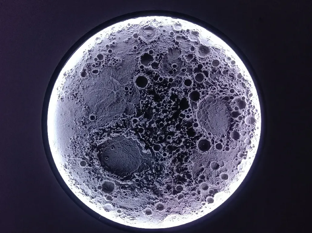 Large Illuminated Lunar Wall Lamp - Free 3D Print Model - MakerWorld