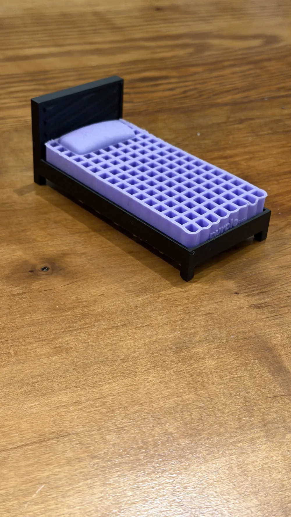 Purple squishy bed - Free 3D Print Model - MakerWorld