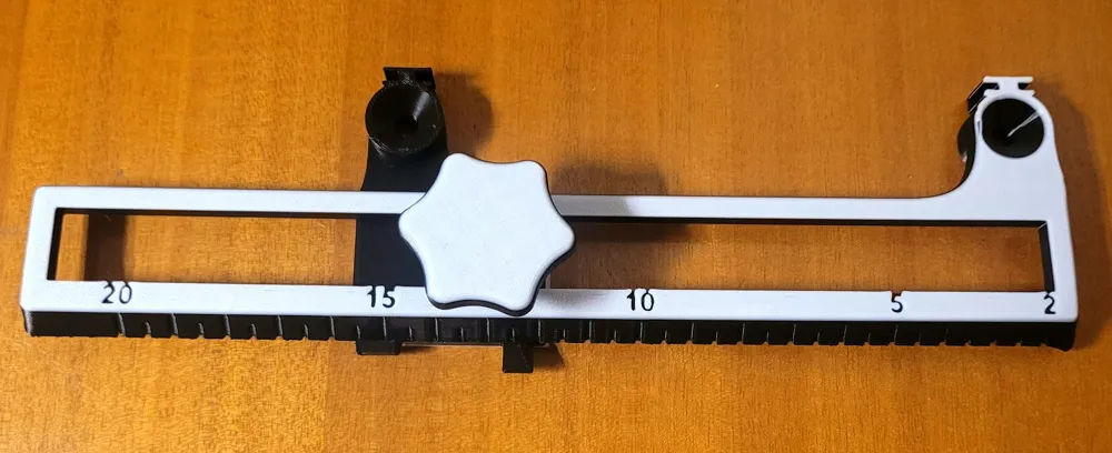 Lockable hole distance measurer with scale V2 by Niiskar - MakerWorld