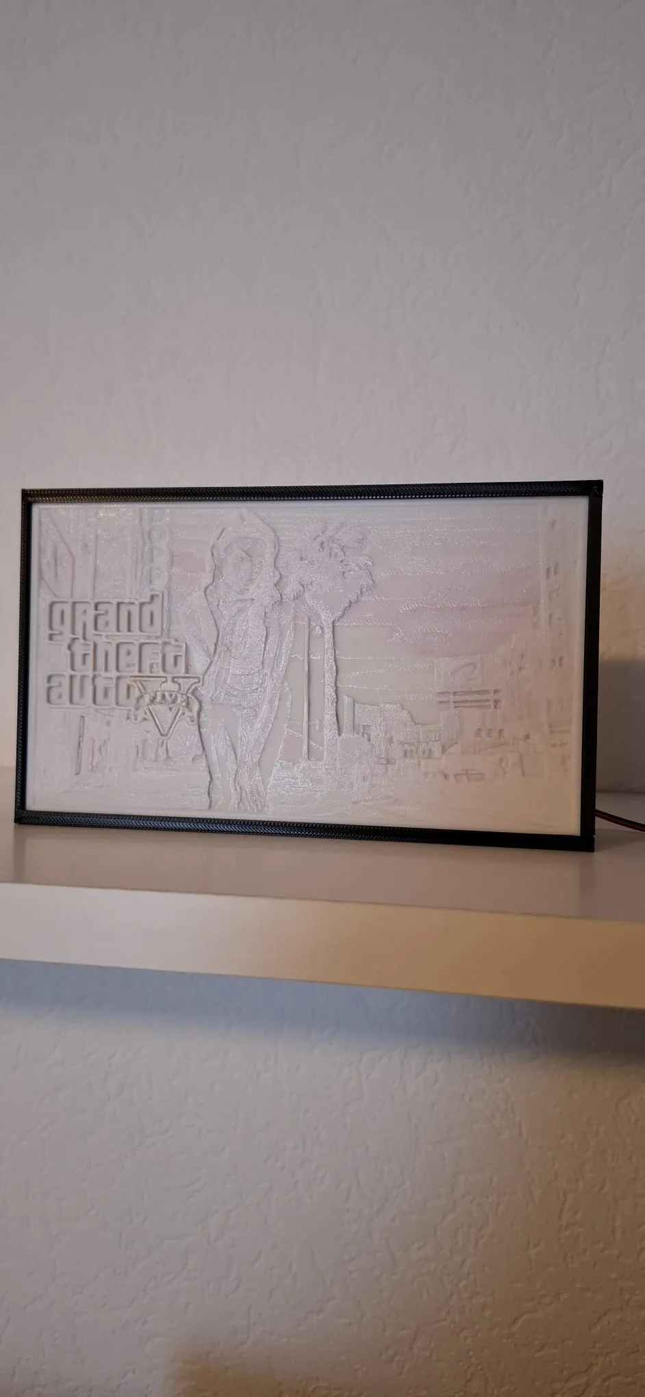 GTA V Woman with Logo Wallpaper Lithophane - Free 3D Print Model ...