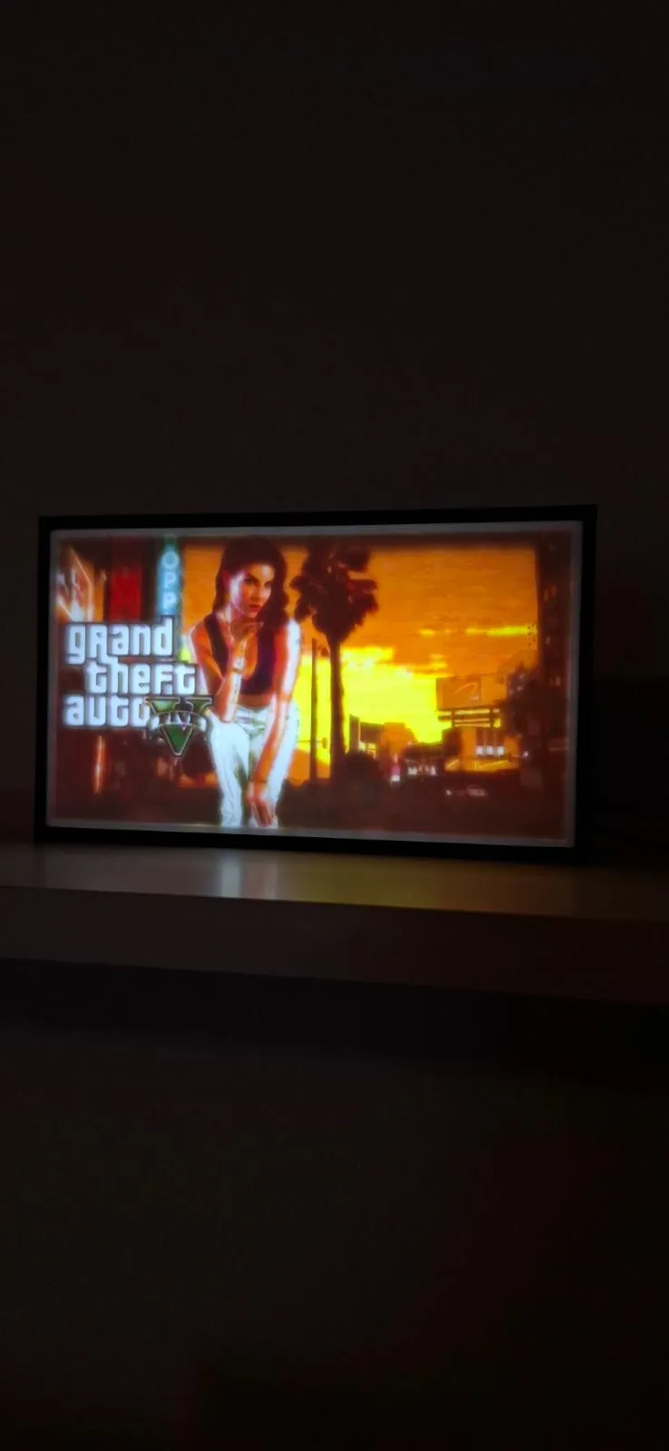 GTA V Woman with Logo Wallpaper Lithophane - Free 3D Print Model ...