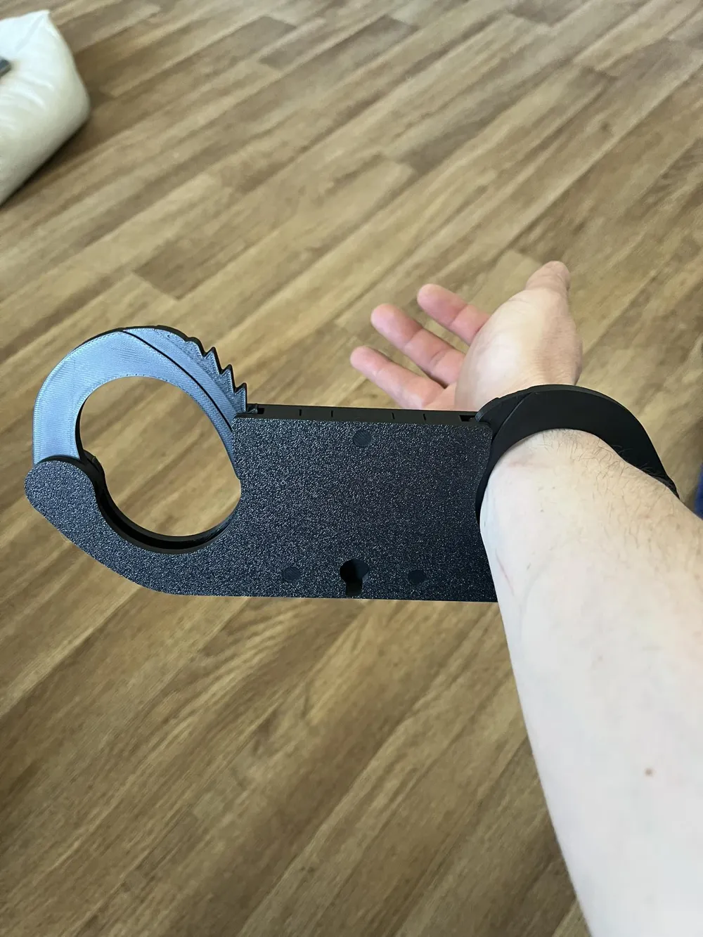 Shackles, handcuffs, chains - Free 3D Print Model - MakerWorld