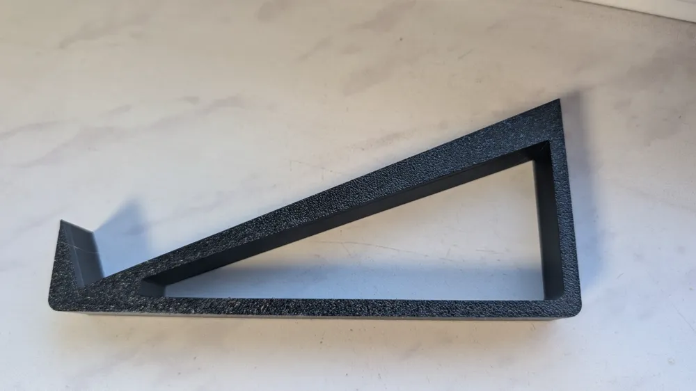 Speaker angle stand, high shelf by ahalejcio - MakerWorld
