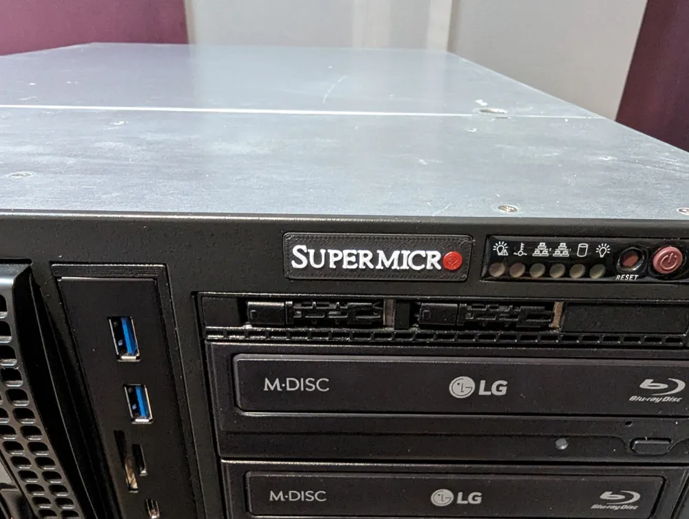 Supermicro Case Badge by LayerCake - MakerWorld