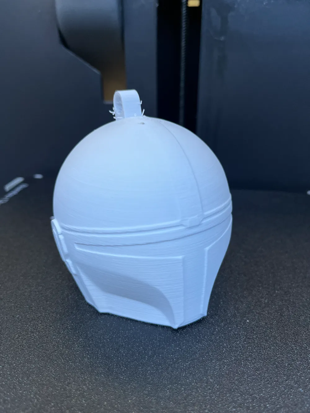 Mando Christmas ball by BlenderHead - MakerWorld