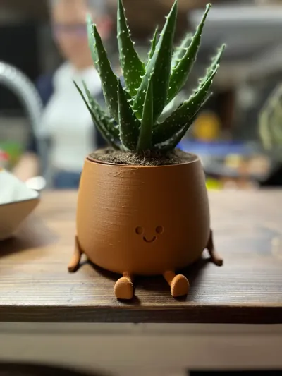 happy plant pot :) by keetah - MakerWorld