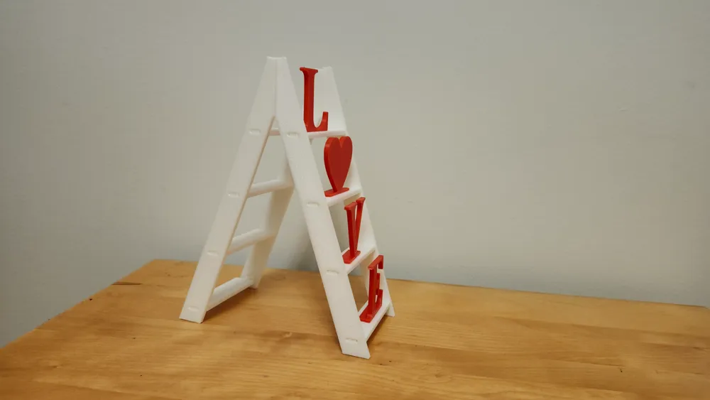 LOVE ladder decor with heart by Beton_377751593 - MakerWorld