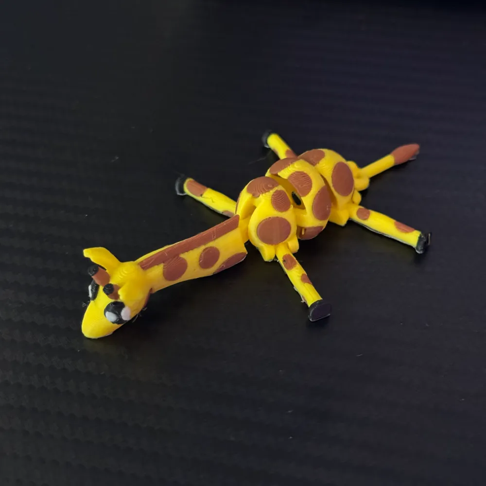 Articulated Cute Giraffe by Waffly3D - MakerWorld