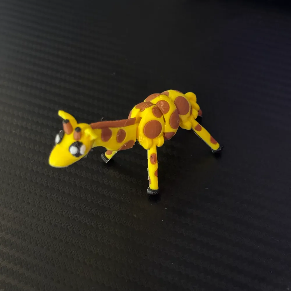 Articulated Cute Giraffe by Waffly3D - MakerWorld