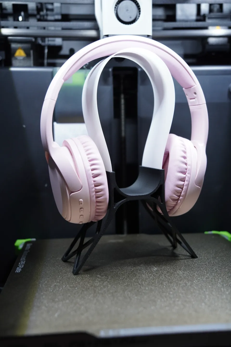 Headset Stand / Holder lightweight and simple by duck.knapp - MakerWorld