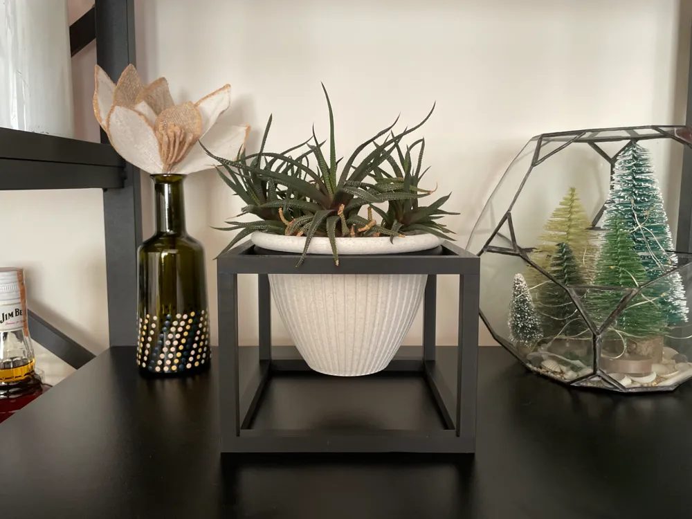 Modern Geo Planter by Tony Montana - MakerWorld