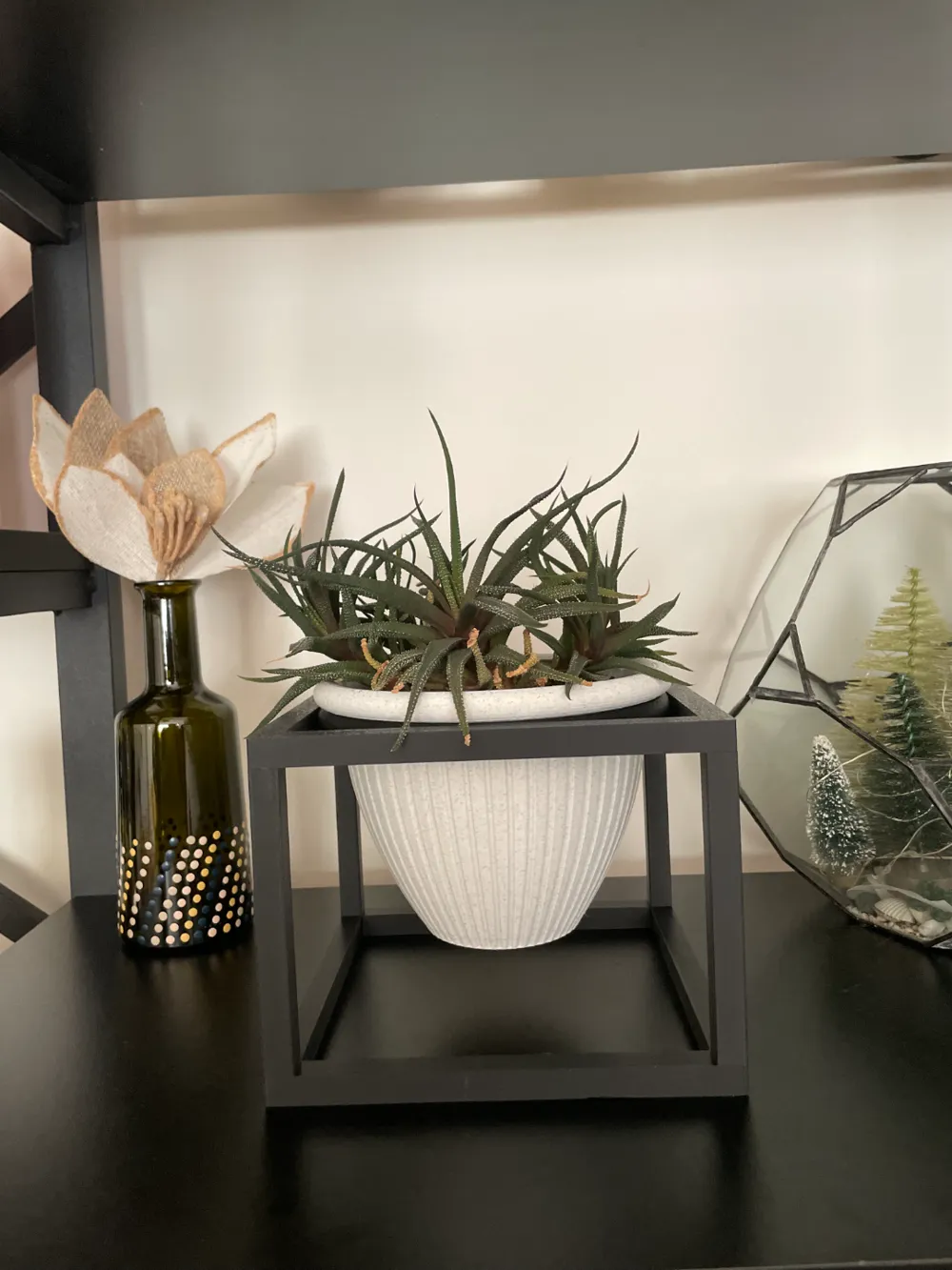 Modern Geo Planter by Tony Montana - MakerWorld