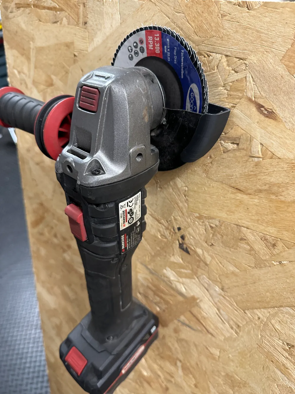 Angle grinder wall mount (no support needed) by Making Addicted ...