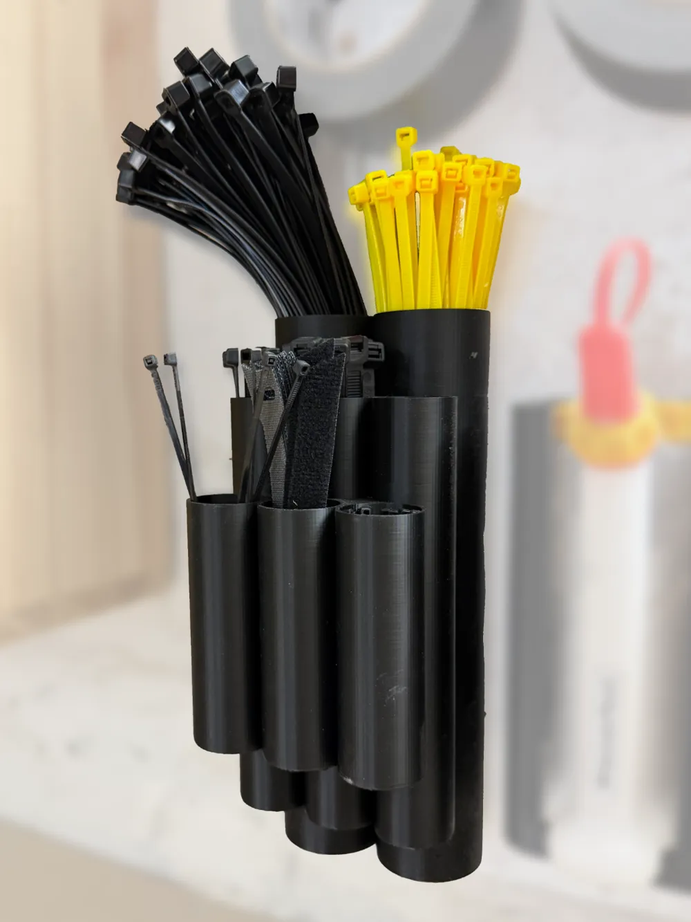 Large Wall-Mounted Zip Tie Organizer by Filament & Fika - MakerWorld