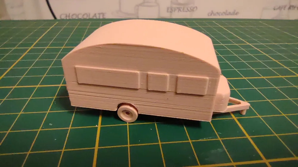 HO Scale Model Right-Hand Drive Caravan by 3-Dr. Lighthouse Design ...