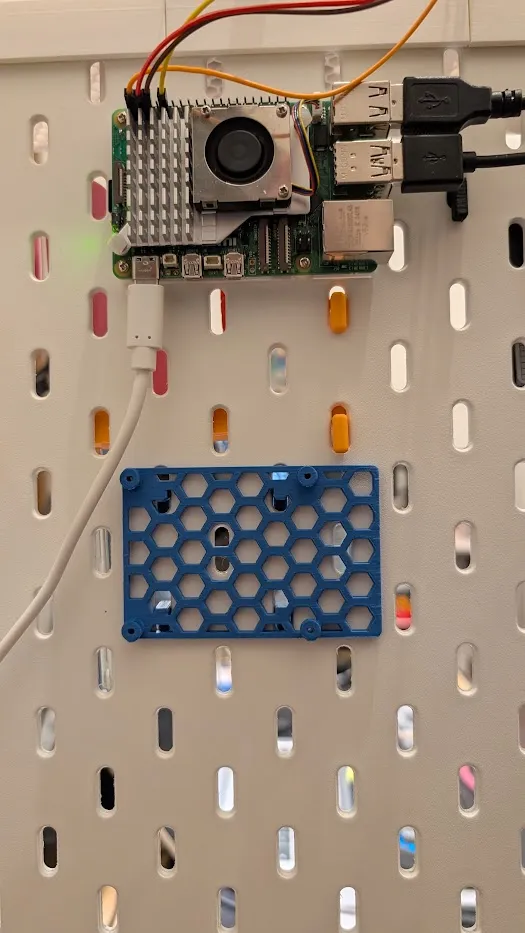 Raspberry Pi 5 Mount for IKEA Skadis by Eric3D MakerWorld: Download ...