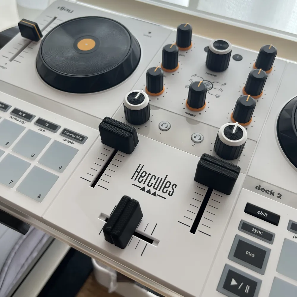 Boutons DJ pour Hercules & Numark MIXSTREAM PRO par Frisk Fader ...