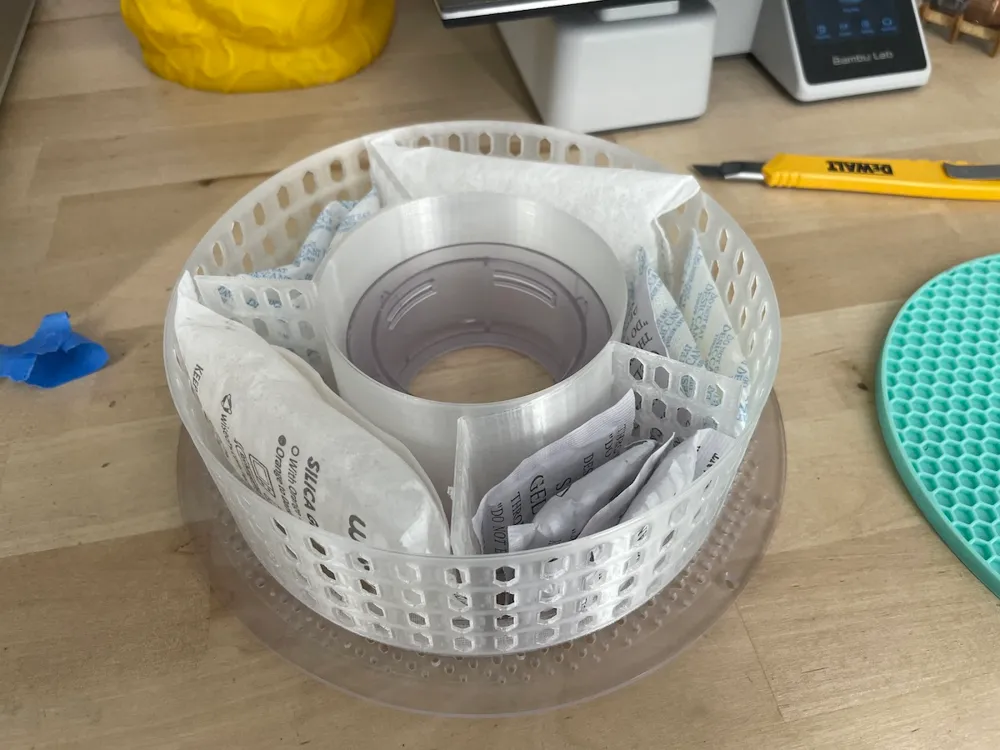 A1-Mini Desiccant Pack Spool Dryer Insert by HighLatitude64.84 - MakerWorld