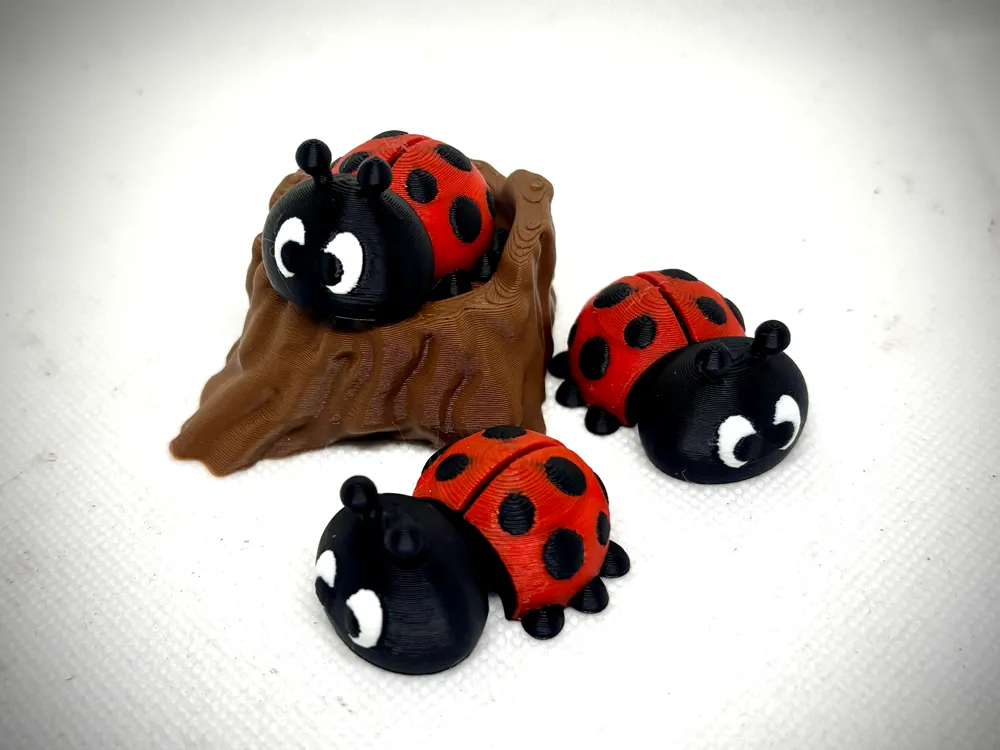 Cute Articulated Baby Ladybug - Free 3D Print Model - MakerWorld