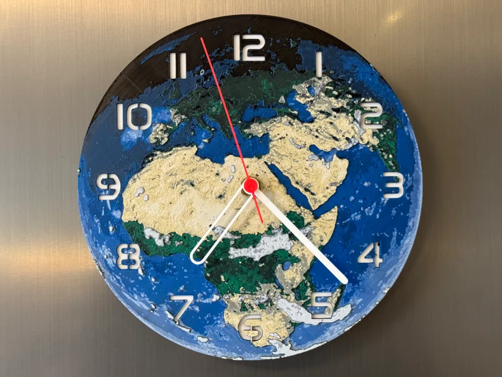 wall / desk clock the earth by cP3D MakerWorld: Download Free 3D Models