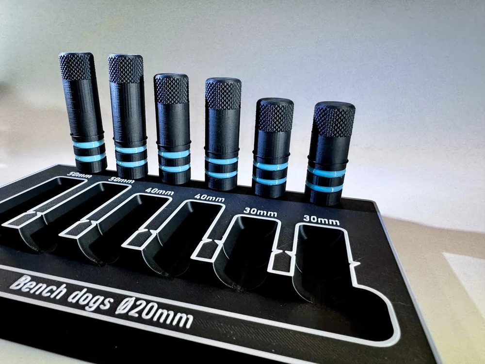 Benchdog with a twist Ø20mm NO AMS - Free 3D Print Model - MakerWorld