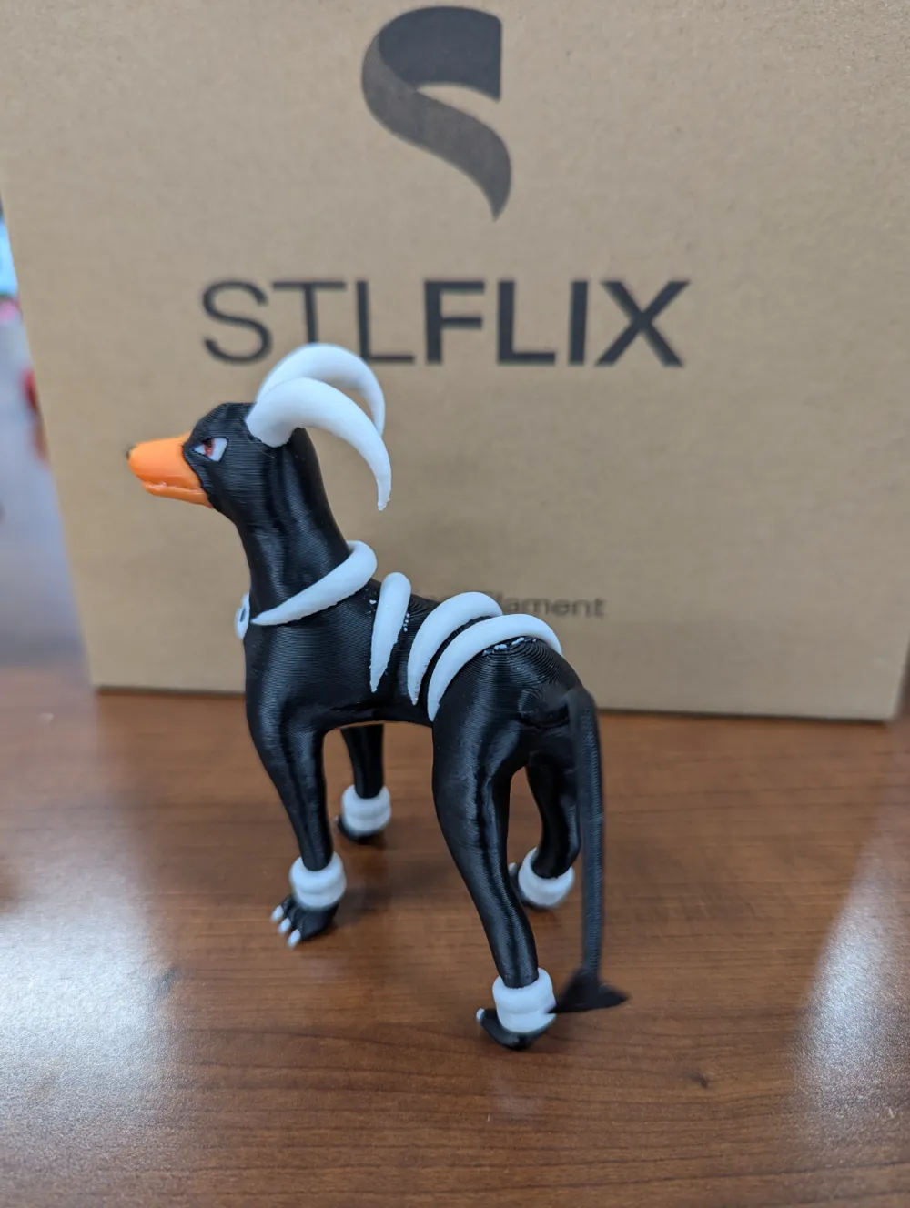 Houndoom MultiColor - Free 3D Print Model - MakerWorld