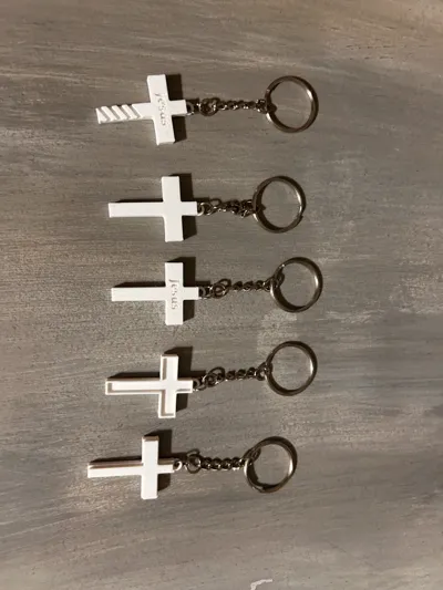 Cross Keychain by Th3_Ma573r_Pr1n73r MakerWorld: Download Free 3D Models