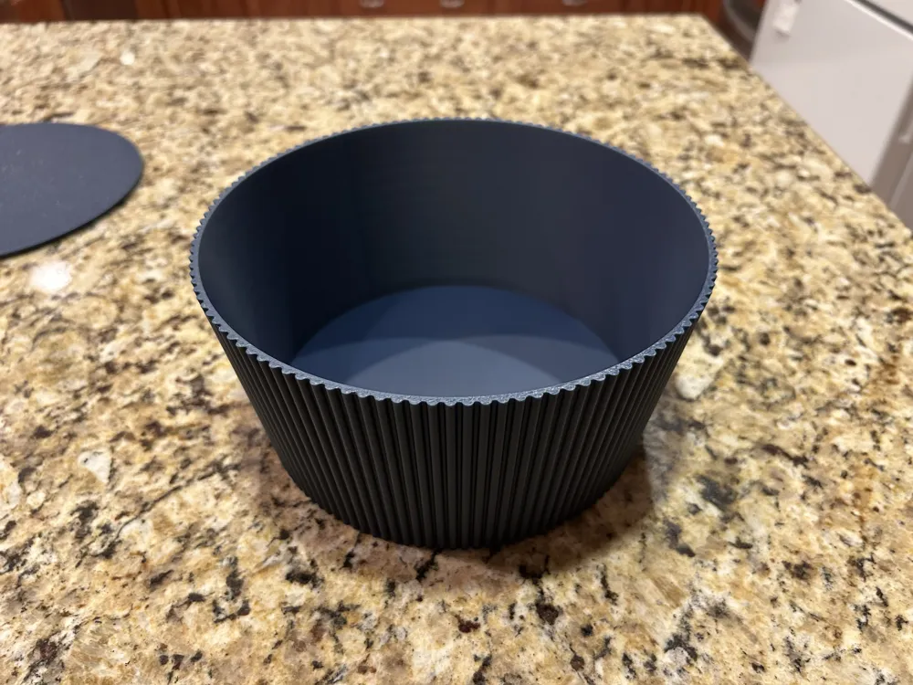 Compost/Trash Bin with Lid by MicahW3DMakerWorld: Download Free 3D Models