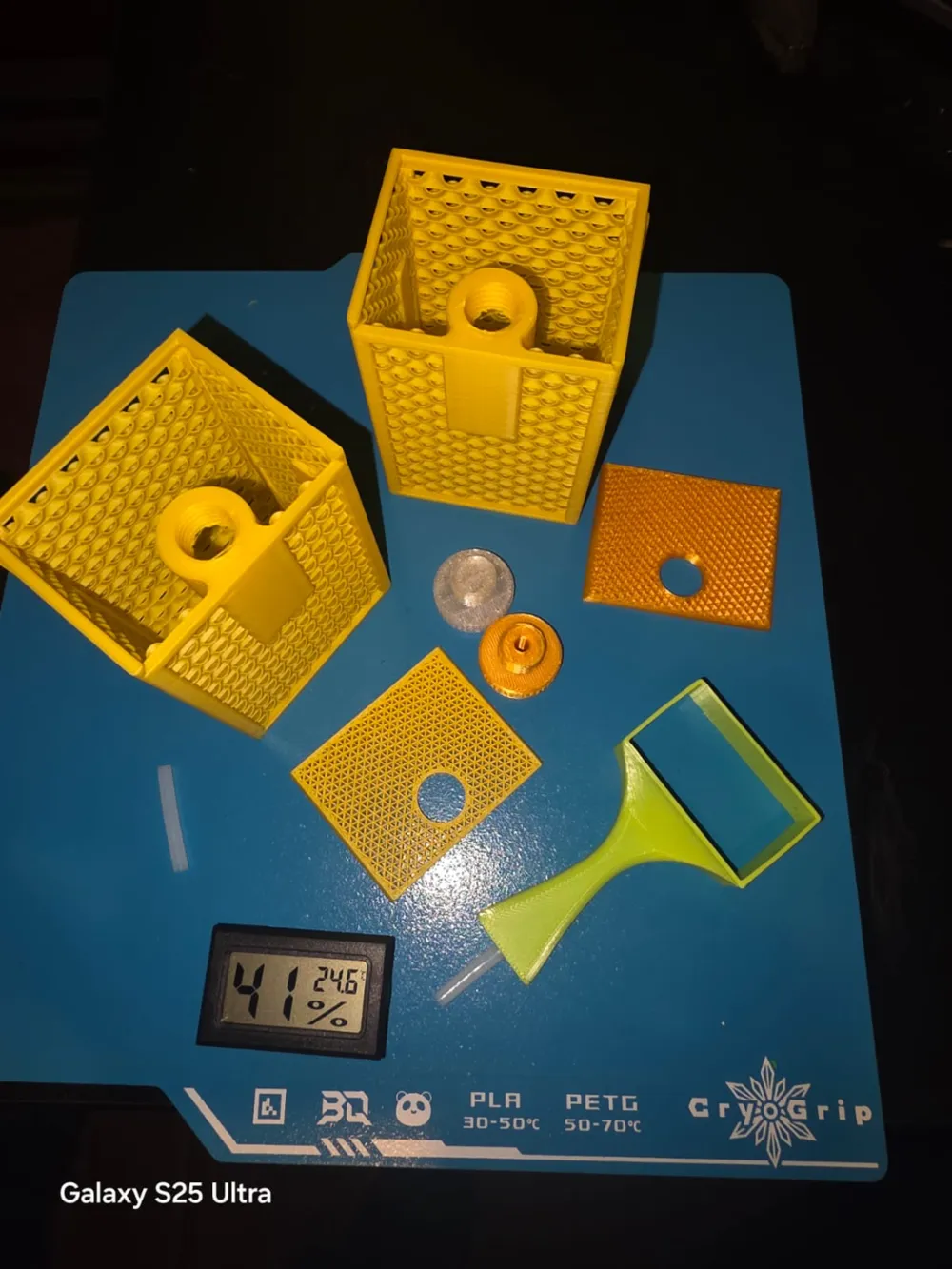 Hydrometer holder Python AMS by Simon.Simon MakerWorld: Download Free ...