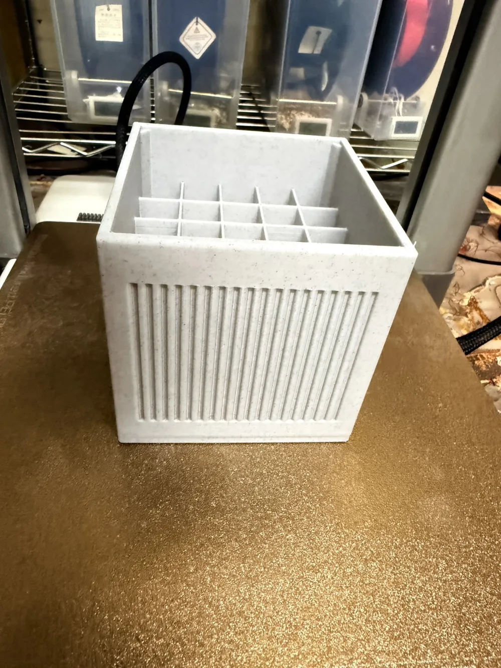 Compartmented storage bin - Free 3D Print Model - MakerWorld