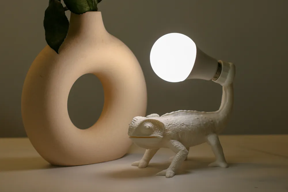 Realistic Chameleon Lamp | E27 & Universal Mount - Free 3D Print Model ...